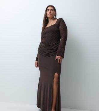Tfnc Plus Maxikleid mit Spitze, Karree-Ausschnitt, ausgestellten &Auml;rmeln und Drap&eacute;e-Detail in Schokobraun-Schwarz