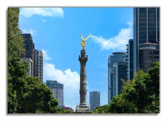 Wallario selbstklebendes Poster - Engel der Unabh&auml;ngigkeit, Aufkleber in Premiumqualit&auml;t, Klebefolie Gr&ouml;&szlig;e: 70 x 100 cm (Riesenposter)