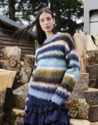Daisy Street kastiger Pullover mit mehrfarbigem blauen Streifenmuster