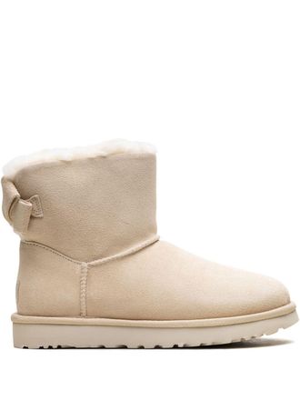 UGG bottines mini Bailey Suede Bow Cream - Marron