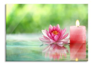Pixxprint Glasbild, Wandbild aus Echtglas, Kleine Seerose neben Kerze, 100x70 cm, inkl. Aufh&auml;ngung und Abstandshalter