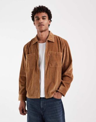 Levi's kurze Cord-Hemdjacke mit Rei&szlig;verschluss in Braun