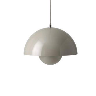 & Tradition Suspension Flowerpot VP1, Verner Panton, 1968 & Tradition