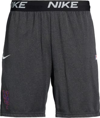 Nike HOSEN & R&Ouml;CKE - Shorts & Bermudashorts auf YOOX.COM