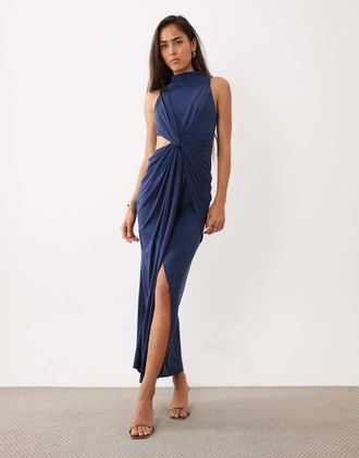 Asos robe longue sans manches avec d&eacute;tail torsad&eacute; d&eacute;coup&eacute; en bleu marine