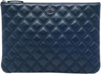 Chanel Pre-owned Sac bandouli&egrave;re matelass&eacute; en cuir dagneau - Femme - Pre-owned - Bleu - Taille: ONE Size