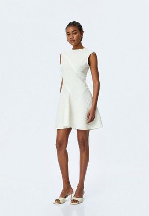 Koton Volantkleid Mini L&auml;nge Mit Schlag(Vollkreis) Volantkleid