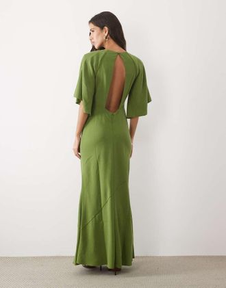 Asos Maxikleid mit Fl&uuml;gel&auml;rmeln in Gr&uuml;n