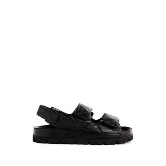 Prada Sandales en cuir matelass&eacute;