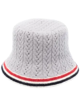 Thom Browne bob en maille torsad&eacute;e - Gris