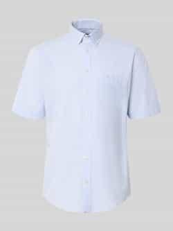 Fynch-Hatton Modern Fit Freizeithemd mit Brusttasche und Logo-Stitching