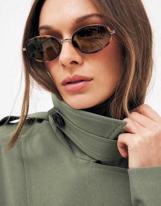 NA-KD Ovale Sonnenbrille in Braun