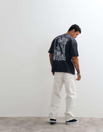 AllSaints Anthos - T-shirt &agrave; manches courtes avec logo imprim&eacute; au dos - Noir d&eacute;lav&eacute;