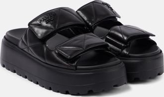 Prada Plateausandalen aus Leder