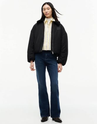 Tommy Jeans Oversize-Bomberjacke mit Kunstpelzkragen in Schwarz