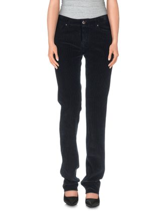 Jacob Cohen HOSEN & R&Ouml;CKE - Hosen auf YOOX.COM