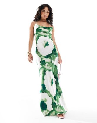 Object Robe nuisette longue en satin avec dos échancré et croisé - Vert à imprimé fleurs abstrait