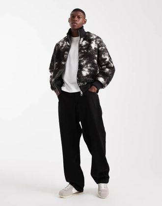 Only & Sons Oversize-Jacke aus schwarz-weißem Sherpafleece mit Reißverschluss