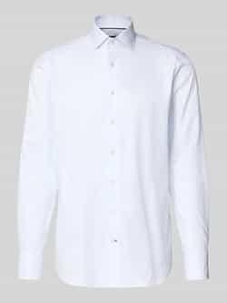 Olymp Slim Fit Businesshemd mit Kentkragen Modell Savio