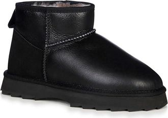 Emu Australia Womens Sharky Micro Town Sheepskin Ankle Boot, Black, Size 40