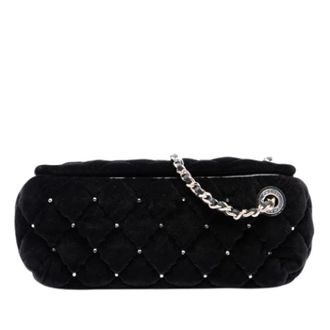 Chanel Sac pochette matelass&eacute; en velours pr&eacute;-aim&eacute; - Femme - Pre-owned - Noir - Taille: ONE Size