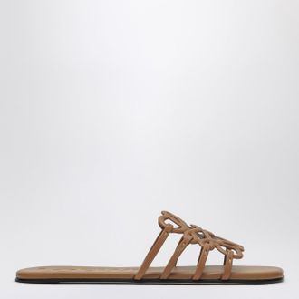 Loewe Anagram Petal Slides aus camel-farbenem Leder
