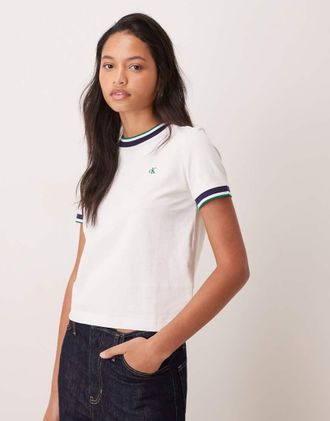 Calvin Klein Jeans T-shirt &agrave; monogramme et bordure ray&eacute;e - Blanc