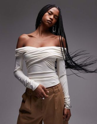 & Other Stories Schulterfreies Jersey-Oberteil in Wollwei&szlig; mit Drapierung