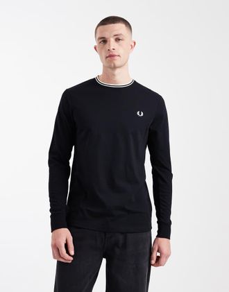 Fred Perry Lang&auml;rmliges T-Shirt in Schwarz mit doppelten Zierstreifen und Logo