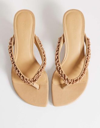 Topshop Nolan - Sandales &agrave; talon mi-haut orn&eacute;es de perles avec entre-doigts - Camel-Neutral