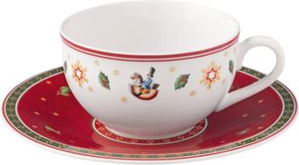 Villeroy & Boch Toys Delight Tee-/Kaffeetasse mit Untertasse, 70 ml, Weihnachtliches Kaffeegeschirr, Premium Porzellan, Rund, Rot