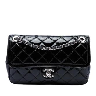 Chanel Sac bandouli&egrave;re matelass&eacute; en cuir verni doccasion - Femme - Pre-owned - Noir - Taille: ONE Size