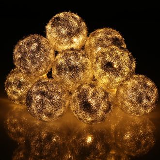 Com-Four LED Lichterkette mit Kugeln - Lichterketter mit LED-Licht - dekorative Beleuchtung für Weihnachten, Geburtstag oder Hochzeit (01 Stück - Lichterkette 