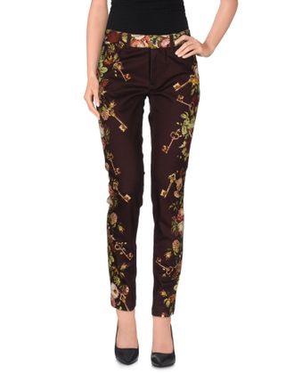 Dolce & Gabbana HOSEN & R&Ouml;CKE - Hosen auf YOOX.COM