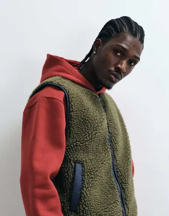 Levi's Seacliff Borg-Gilet mit Rei&szlig;verschluss in Khaki-Gr&uuml;n