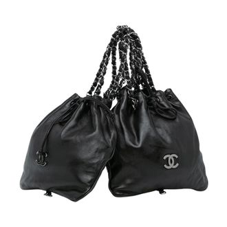 Chanel Pre-owned Sac seau matelass&eacute; Chanel en cuir dagneau &agrave; double cha&icirc;ne - Femme - Pre-owned - Noir - Taille: ONE Size