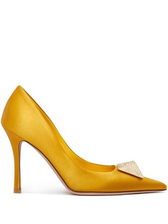 Valentino Garavani One Stud Pumps aus Satin 100mm - Gelb