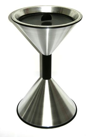 Szagato Aschenbecher Kegel SZ 70x40 cm ALUMINIUM mattiert Marke Szagato Made in Germany (Industrie Standaschenbecher modern Design Aschenbecher f&uuml;r draussen a