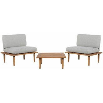 Beliani Lounge Set Hellbraun Akazienholz 3-Teilig 2 Sessel mit Couchtisch Auflagen Hellgrau Modern Outdoor Terrasse Balkon Gartenset Gartenm&ouml;bel Set