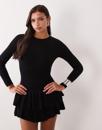 Aria Cove Strick-Minikleid mit langen &Auml;rmeln und Volantrock in Schwarz