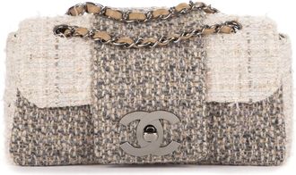 Chanel Crossbody Bags - Vintage Tweed Turnlock Single Flap - Gr. unisize - in Beige - f&uuml;r Damen