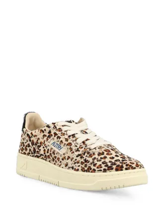 Autry Medialist Low Sneaker - Brown