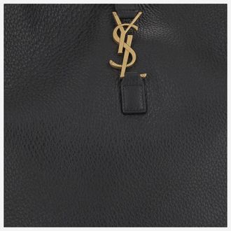Saint Laurent Womens Bea Soft Buckskin Bag Black Shoulder