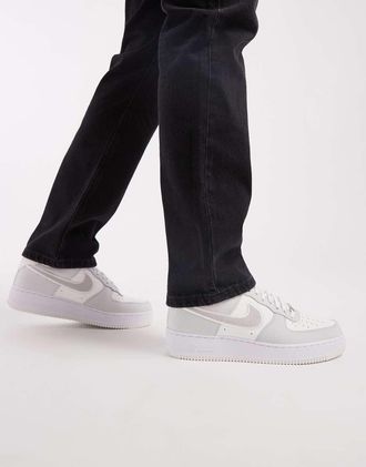 Nike Air Force 1 - Sneaker in Wollwei&szlig; mit Swoosh-Logodetail