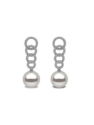 Yoko London boucles doreilles en or blanc 18ct serties de diamants et de perles deau douce - Argent