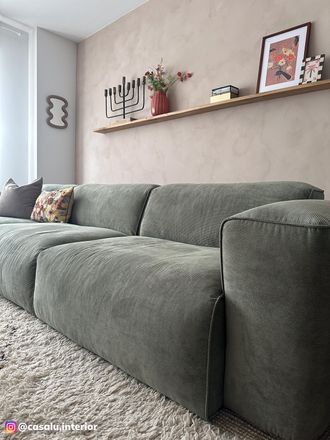 Studio Copenhagen home24 Ecksofa 3-Sitzer mit Longchair Gr&uuml;n Cordstoff Snor 317cm Longchair davorstehend links Modern