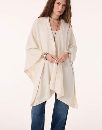 Kujten Cape &agrave; bordures crochet, 2 fils - Poncho Yesenia ecru