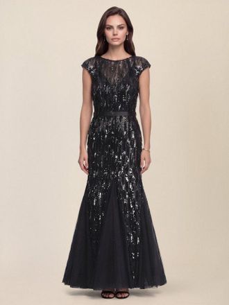 Apart Abendkleid mit Paillettenstickerei und T&uuml;ll-Godets