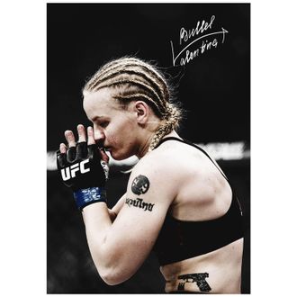 Generic Valentina Shevchenko Bullet | Fotodruck Poster | vorsigniert | Pro Glanzpapier | Größe: A3 (29,7 x 42,0 cm)