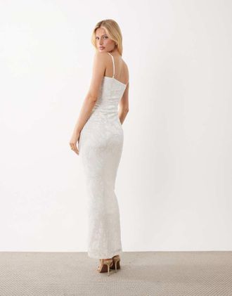 SNDYS Maxikleid mit Blumenmuster und Burnout-Optik in Cremewei&szlig;